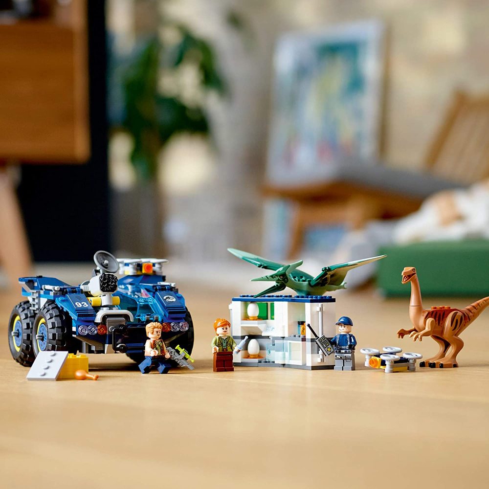 LEGO 75940 Gallimimus and Pteranodon Breakout - Building Blocks