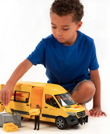 MB Sprinter DHL truck w driver - Building Blocks