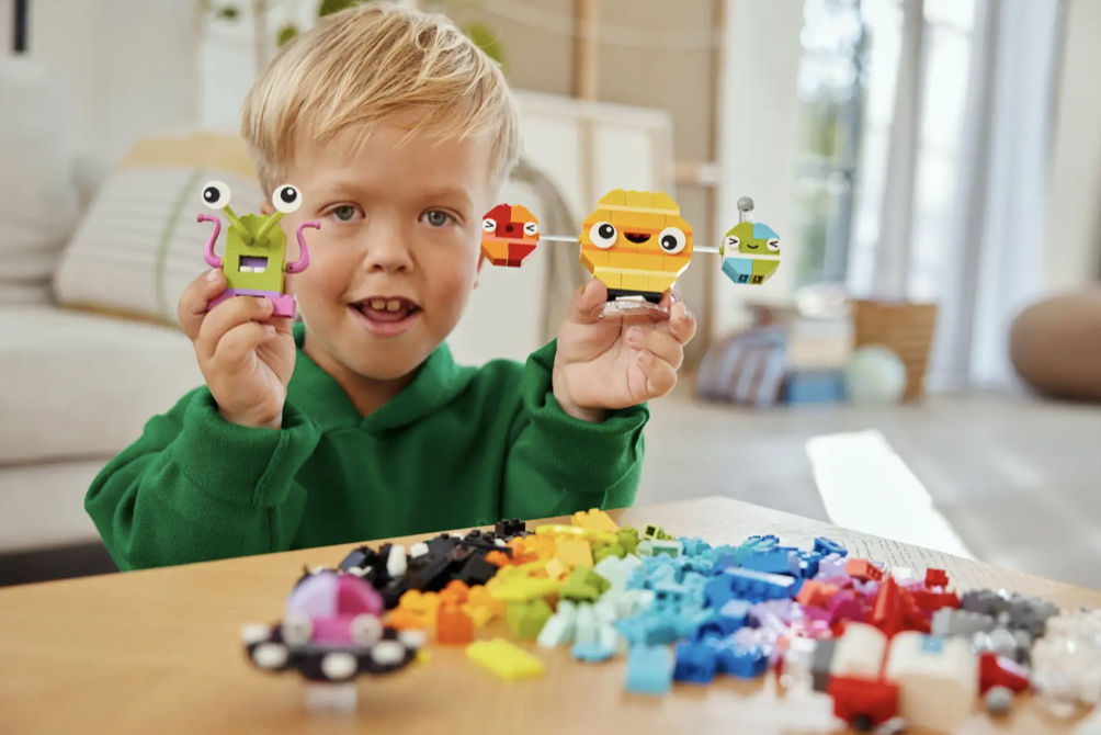 LEGO Creative Space Planets - Building Blocks