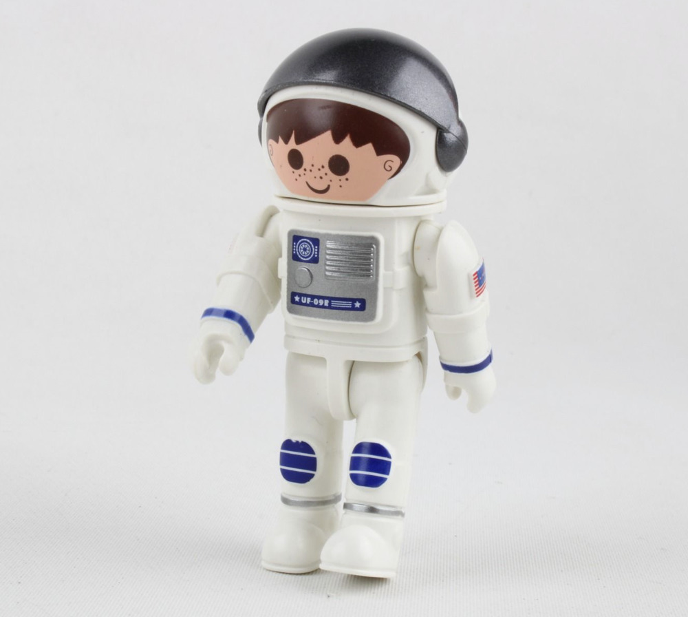 Space Adventure Capsule W Astronaut Building Blocks